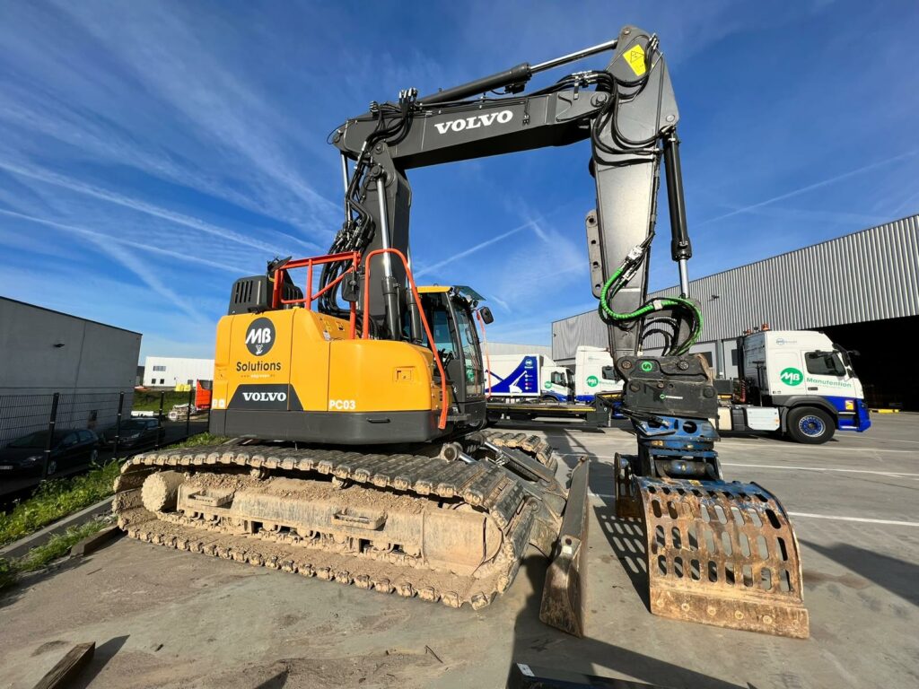 Solutions - MB Groupe - Un groupe solide & 5 pôles de compétences